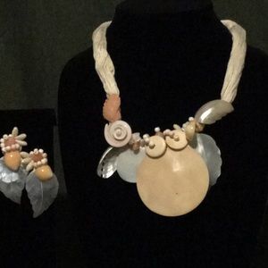 Jewelry | Chunky Beach Shell Necklace S12 | Poshmark